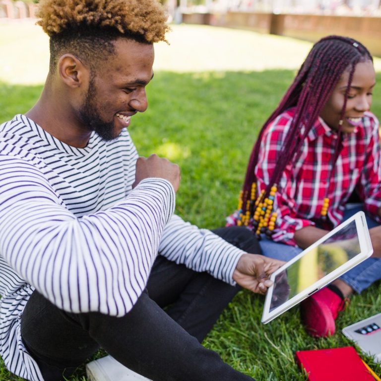 Issa Rae: Movie academy 'needs to do better' on diversity - JARO Magazine